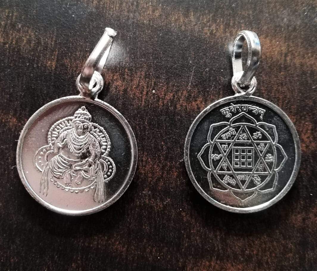 Kuber Yantra Silver Pendant for Wealth | Kalyanastrogems